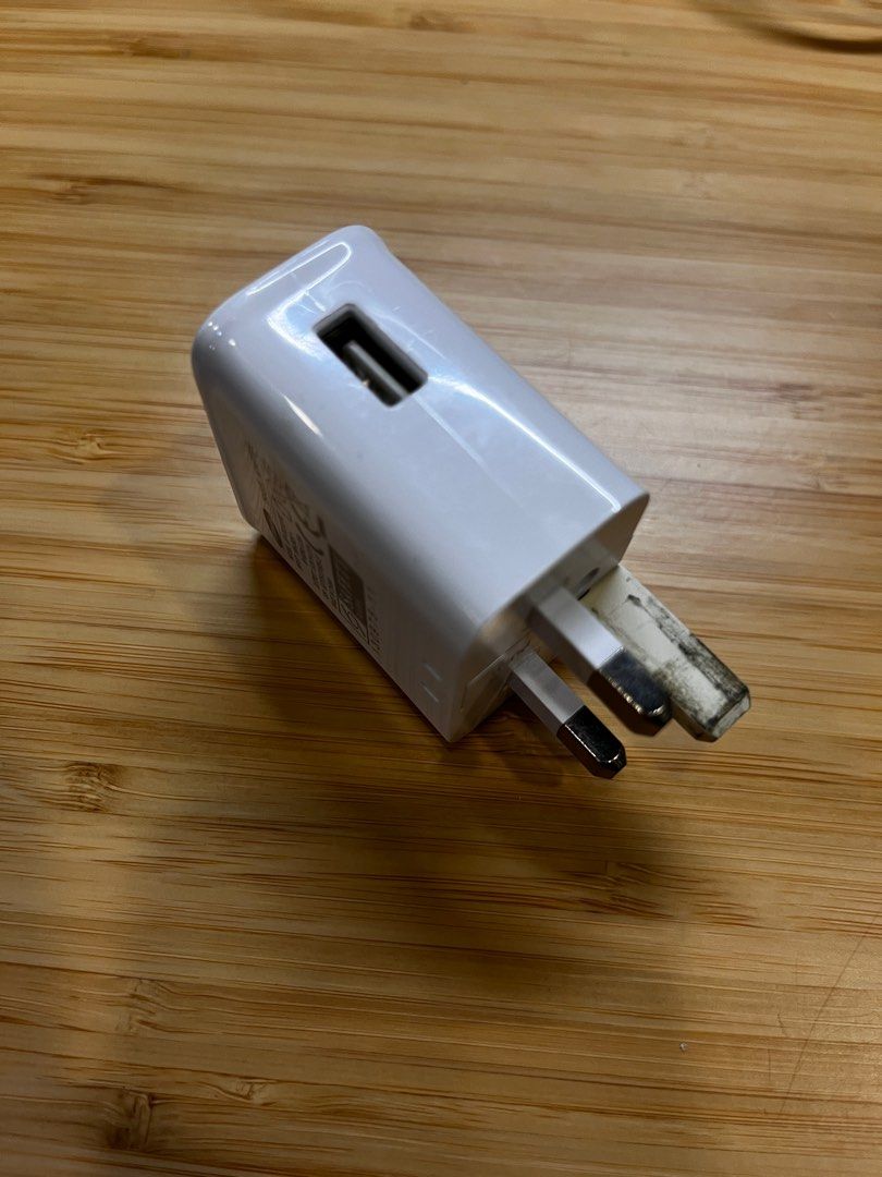 Samsung 10W USB Power Adapter, Mobile Phones & Gadgets, Mobile & Gadget ...