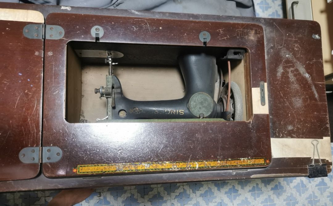 Singer Sewing Machine | Vintage | Collectables, Hobbies & Toys ...