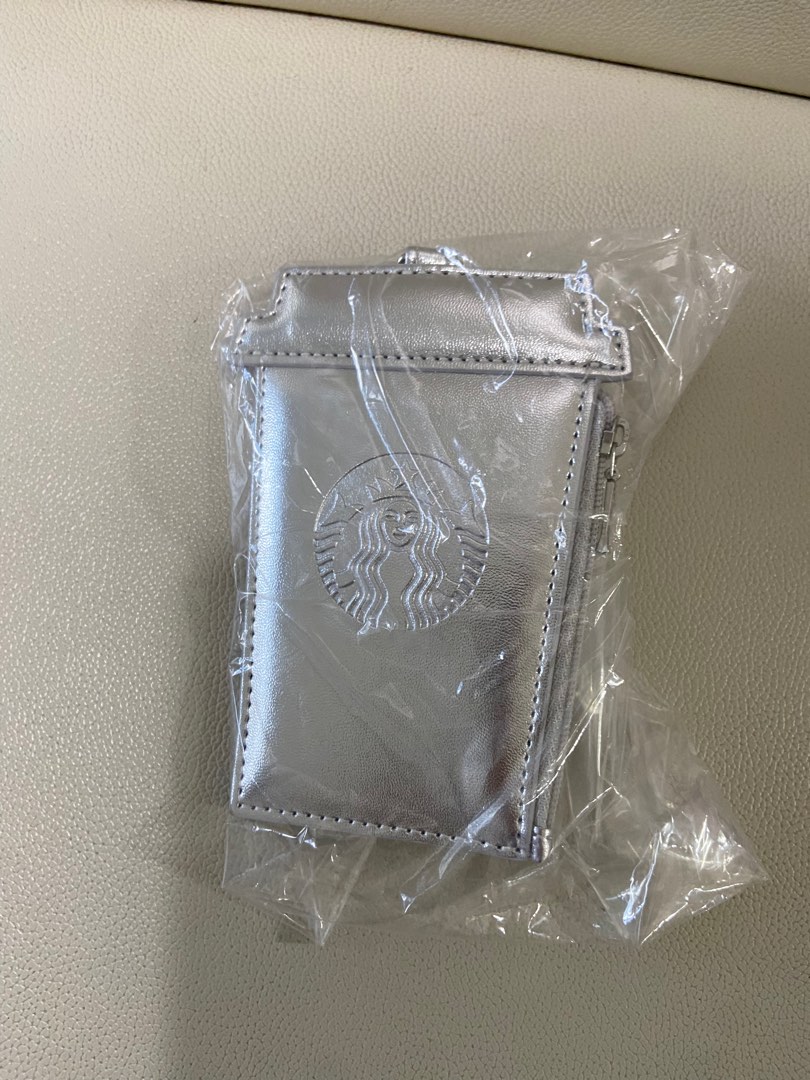 Starbucks Japan Exclusive Xmas collection cardholder, Men's Fashion ...