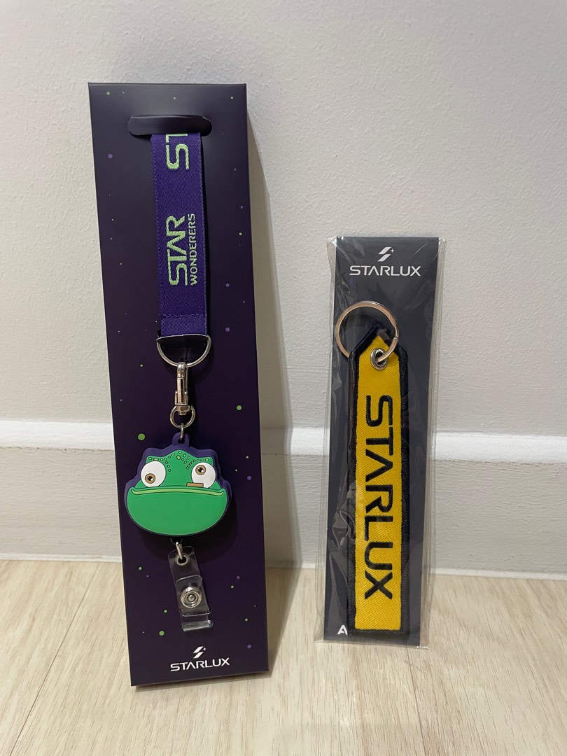 Starlux Flight Tag Keyring & Starwonderers ID Strap, Hobbies & Toys ...