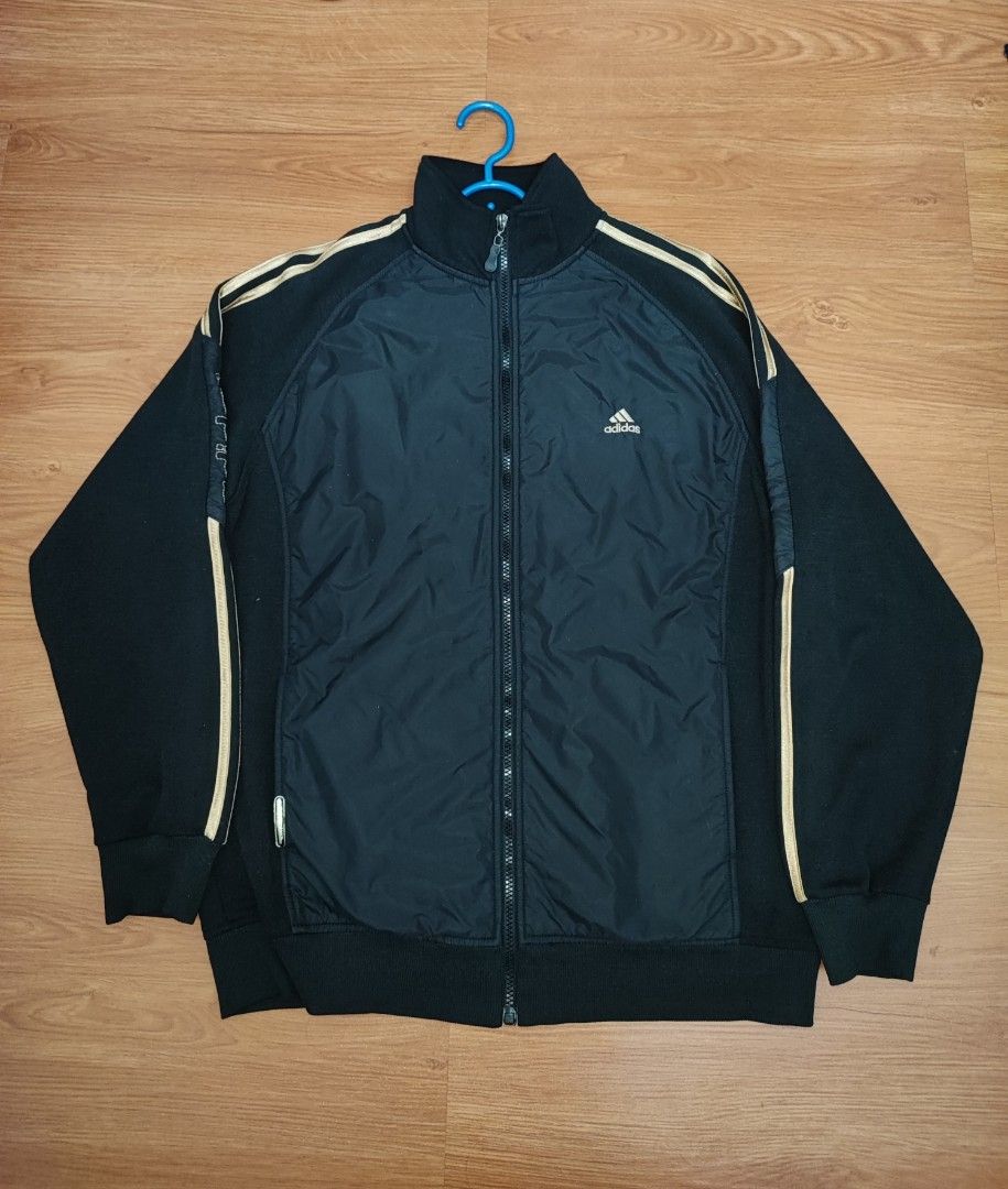 Tracktop Adidas Hitam Stripe Gold, Men's Fashion, Coats, Jackets and Outerwear on Carousell