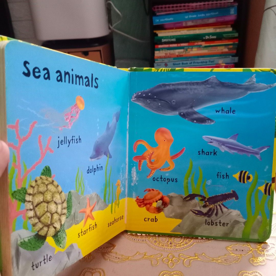 Usborne Very First Words Animals Boardbook, Hobbies & Toys, Books ...