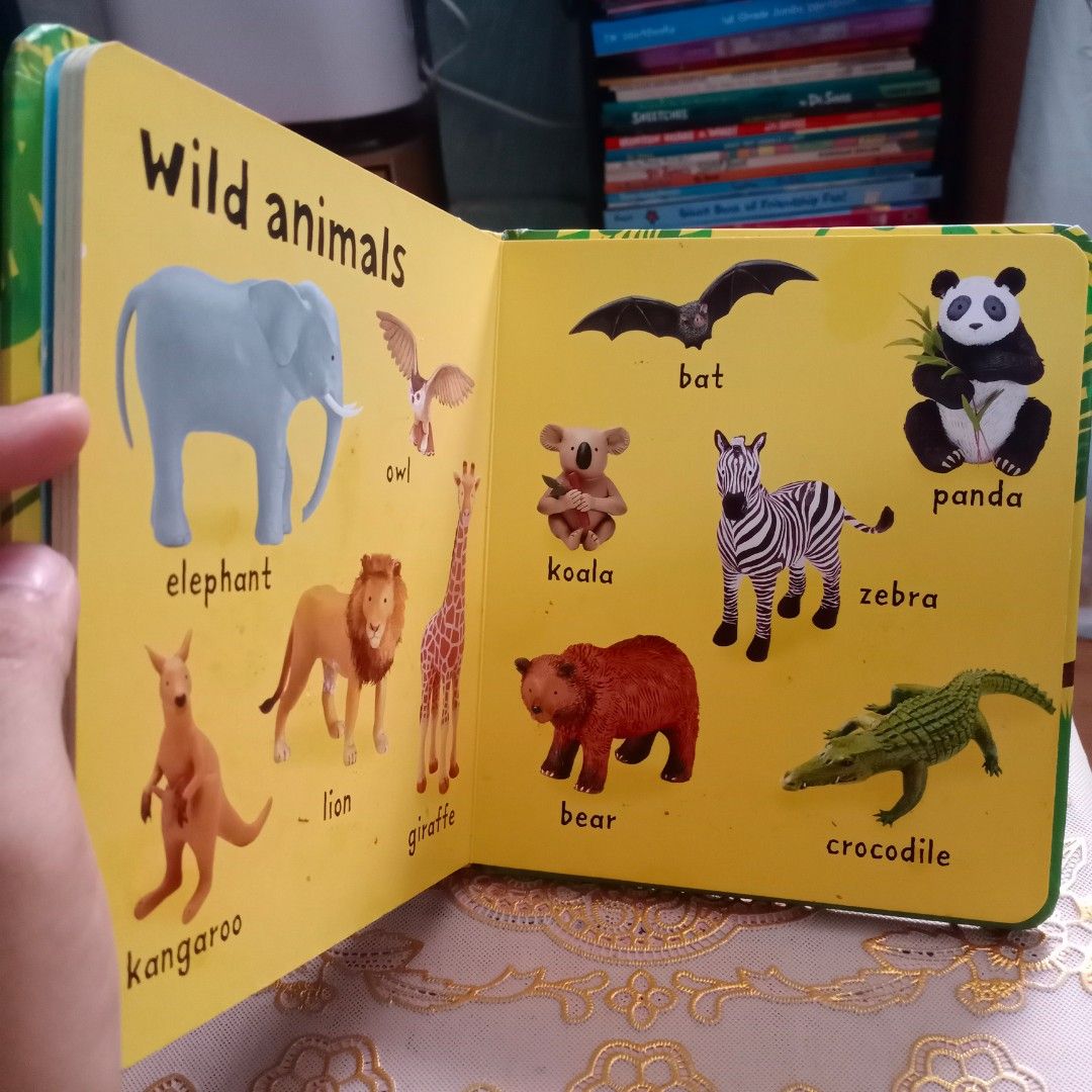 Usborne Very First Words Animals Boardbook, Hobbies & Toys, Books ...