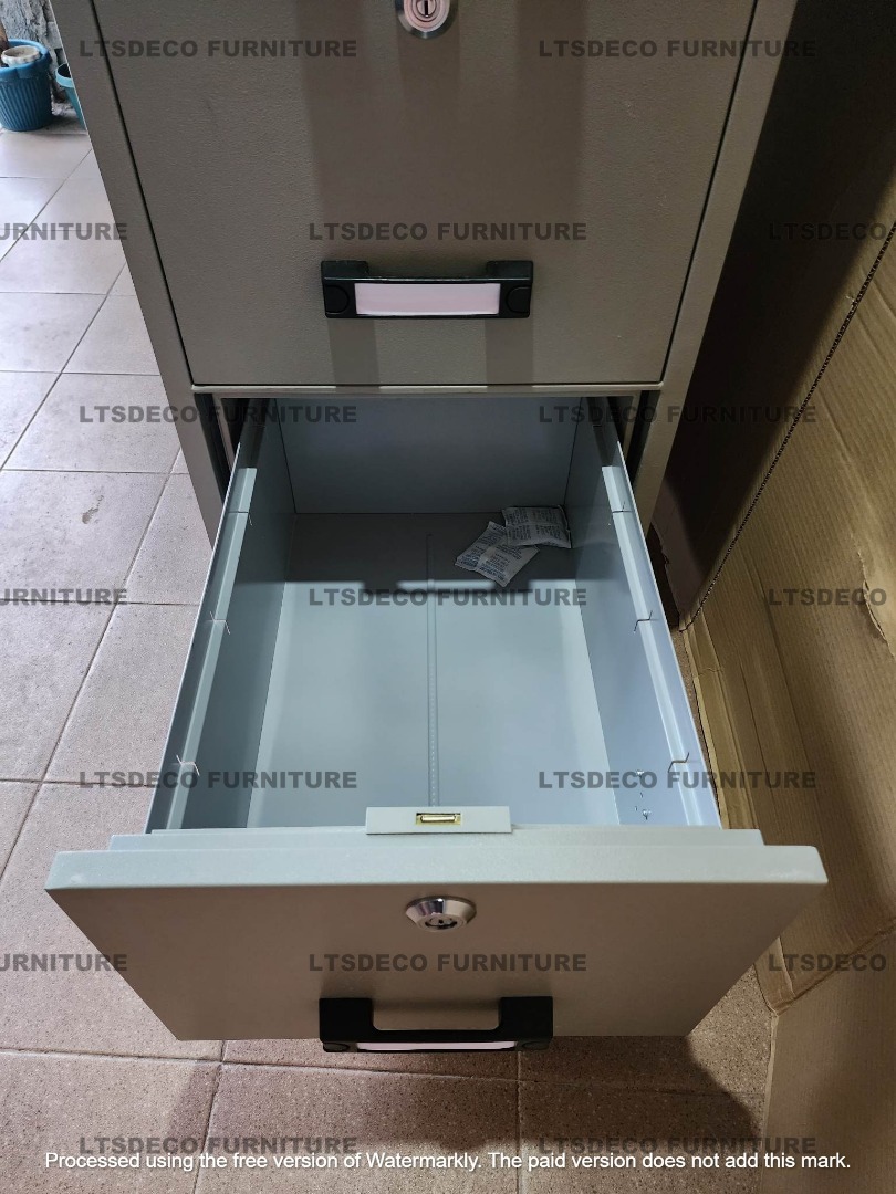 VAULT OFFICE FURNITURE PARTITION, Furniture & Home Living, Furniture ...