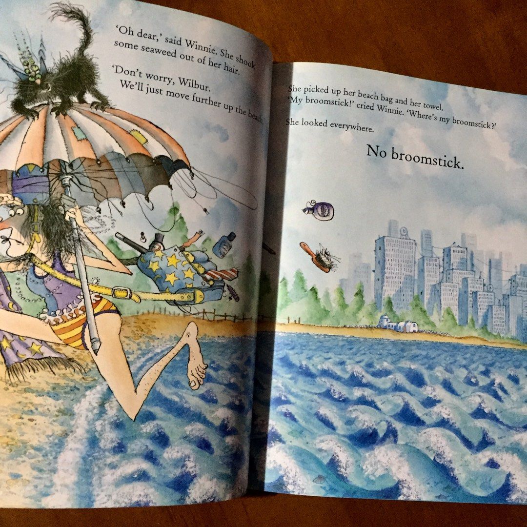 Winnie At The Seaside by Valerie Thomas and Korky Paul, Hobbies & Toys ...