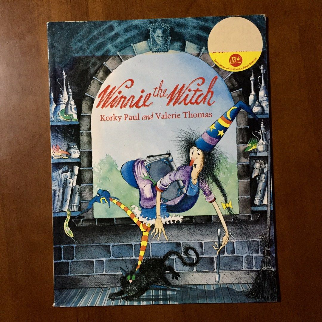 Winnie The Witch by Korky Paul and Valerie Thomas (Oxford University ...