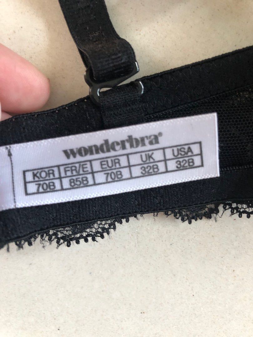 Wonderbra - black push-up with lace, Women's Fashion, New Undergarments ...