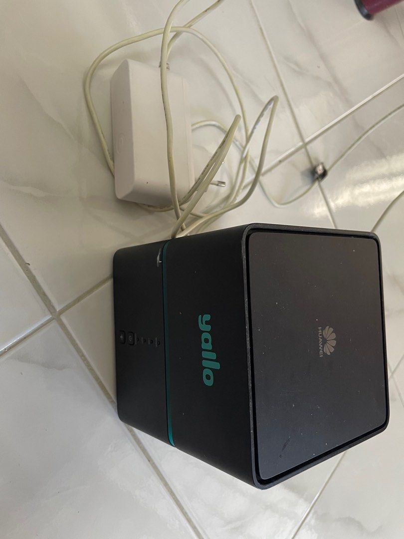 Yallo Home Box Wifi Modem, TV & Home Appliances, Electrical, Adaptors ...
