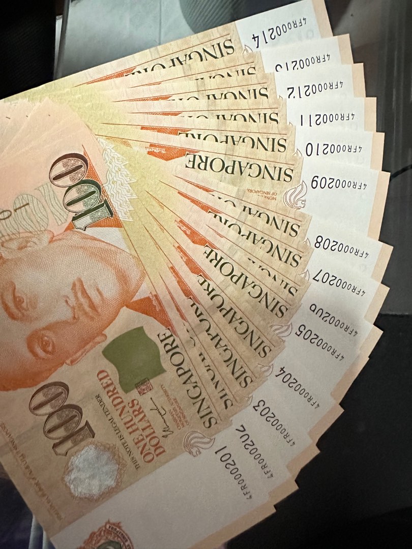 $100 fresh note, Hobbies & Toys, Memorabilia & Collectibles, Currency ...