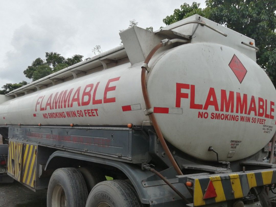 2013m Hino 700 series 7 compartments 20kl trailer type tanker truck ...