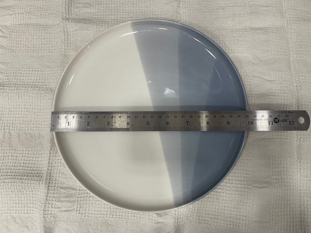 25cm dia plate, Furniture & Home Living, Kitchenware & Tableware ...