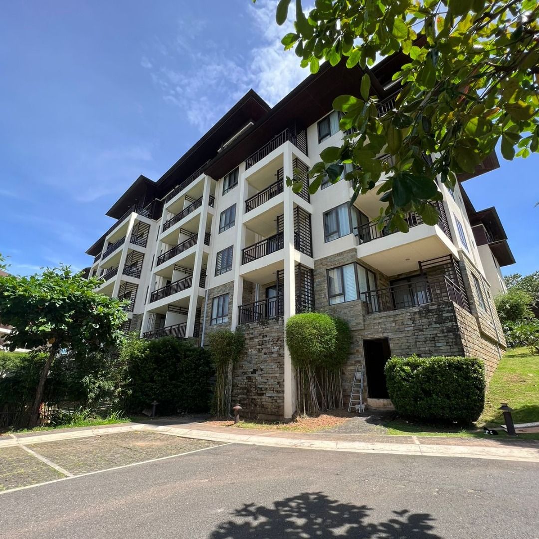 2 Bedroom in Anvaya Cove at 83 SQM Floor Area Corner Unit Fully ...