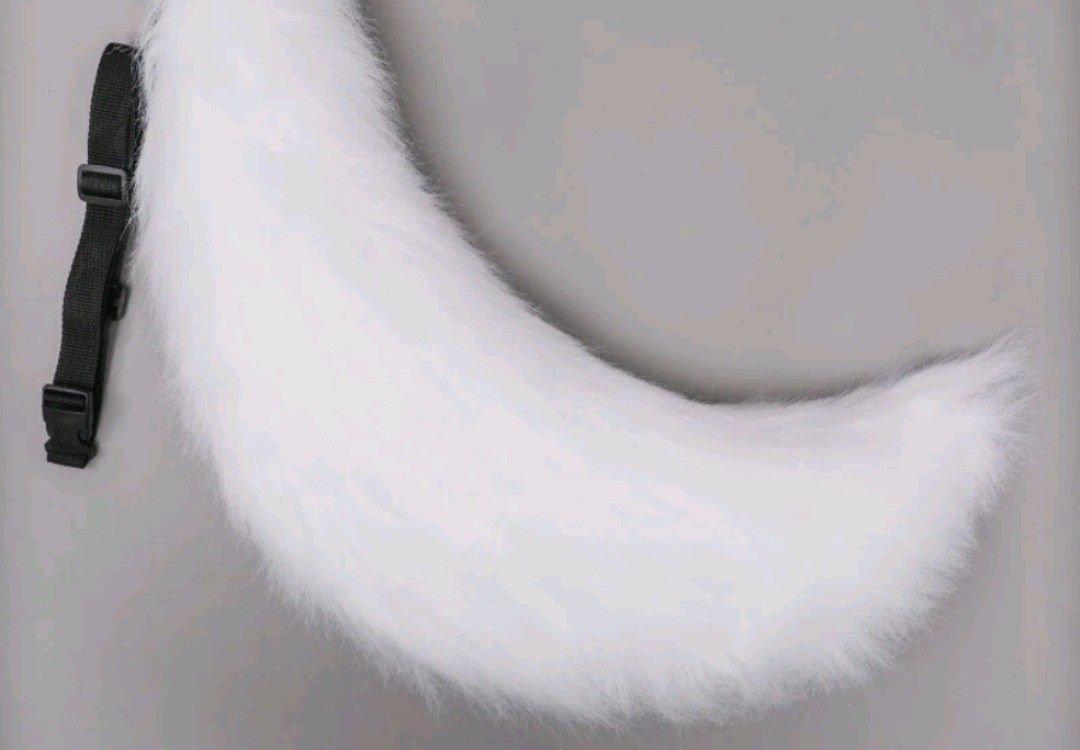 70cm White Fox Tail for Cosplay or Costume, Women's Fashion, Watches ...