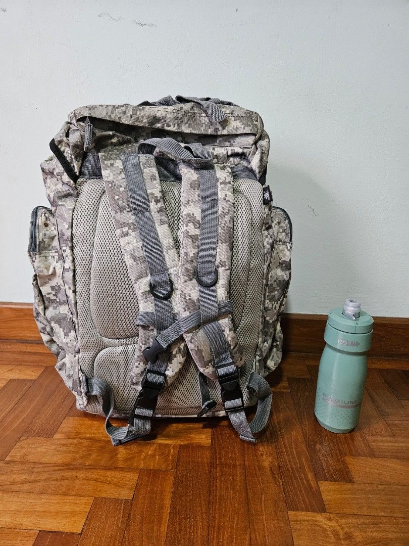 , Men's Fashion, Bags, Backpacks on Carousell