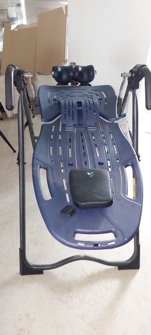 Aibi Teeter Inversion Table EP-560, Sports Equipment, Exercise ...