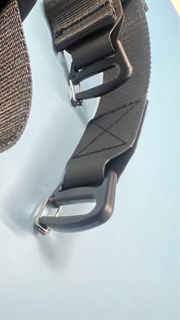 ALPAKA PRO STRAP FIDLOCK BUCKLE, Men's Fashion, Activewear on Carousell