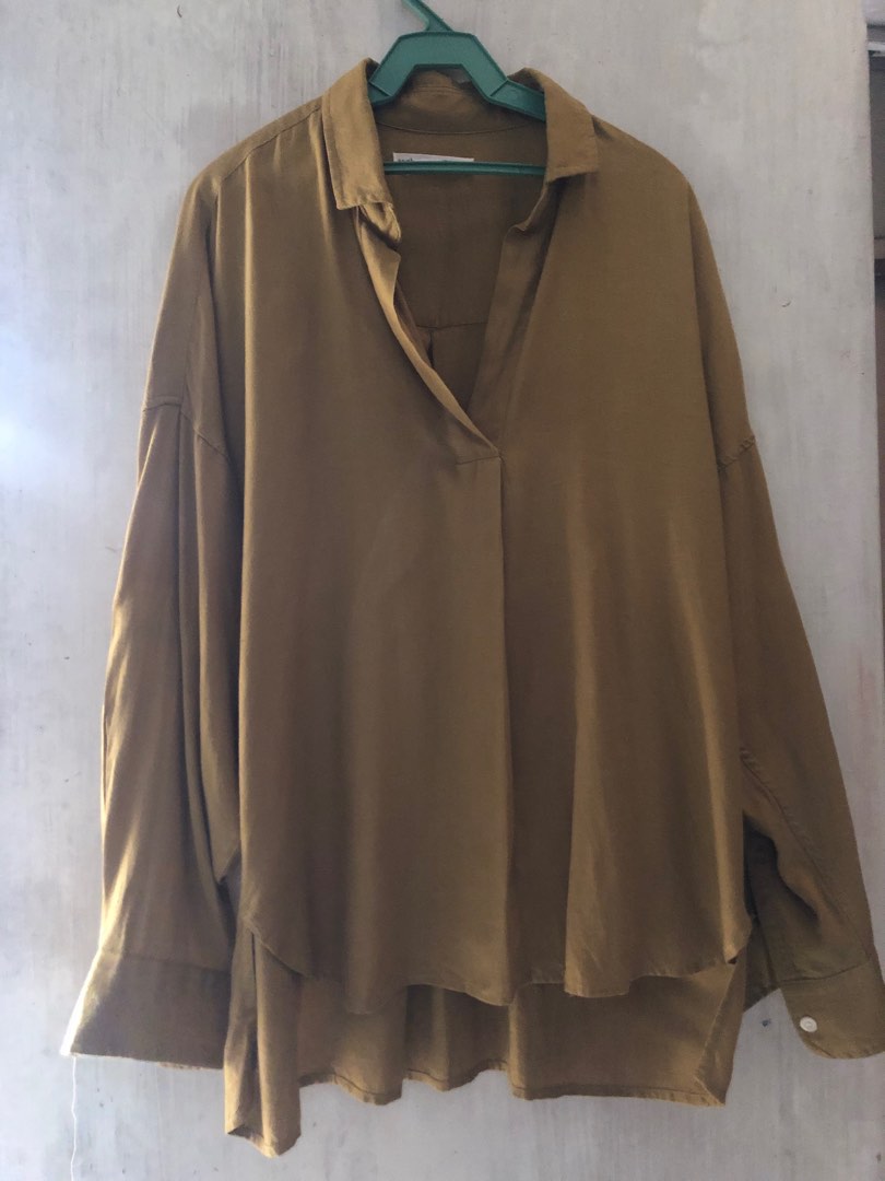 Apple Green top, Women's Fashion, Tops, Blouses on Carousell