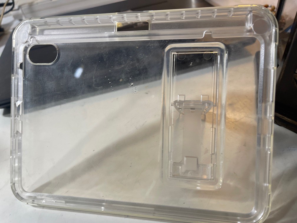 Apple iPad casing clear, Mobile Phones & Gadgets, Mobile & Gadget ...