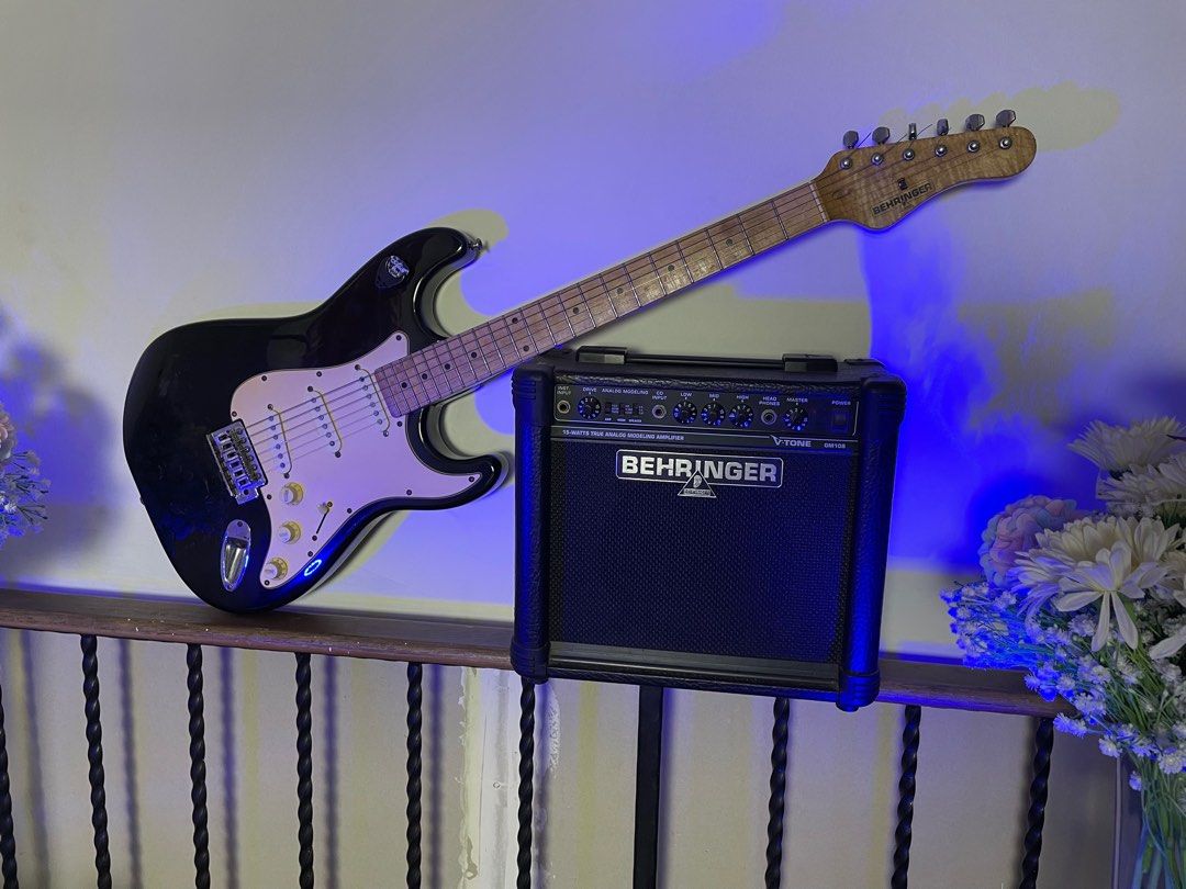 Behringer Electric Guitar with Speaker, Hobbies & Toys, Music & Media ...