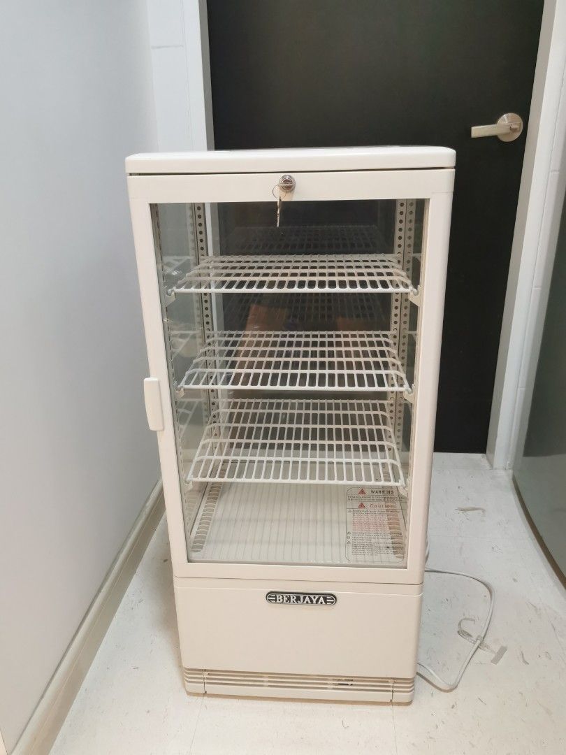 Berjaya 4 glass door display chiller 78l 4 tier, TV & Home Appliances, Kitchen Appliances ...