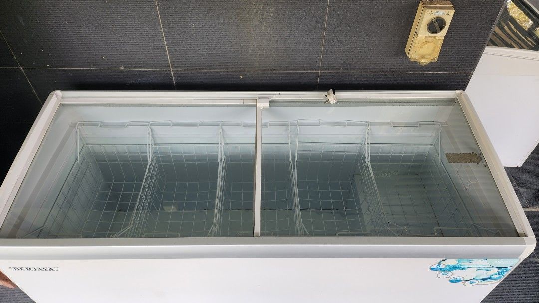 Berjaya Chest Freezer, TV & Home Appliances, Kitchen Appliances ...