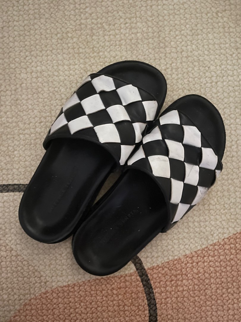 Bottega Venetta slipper, Luxury, Sneakers & Footwear on Carousell