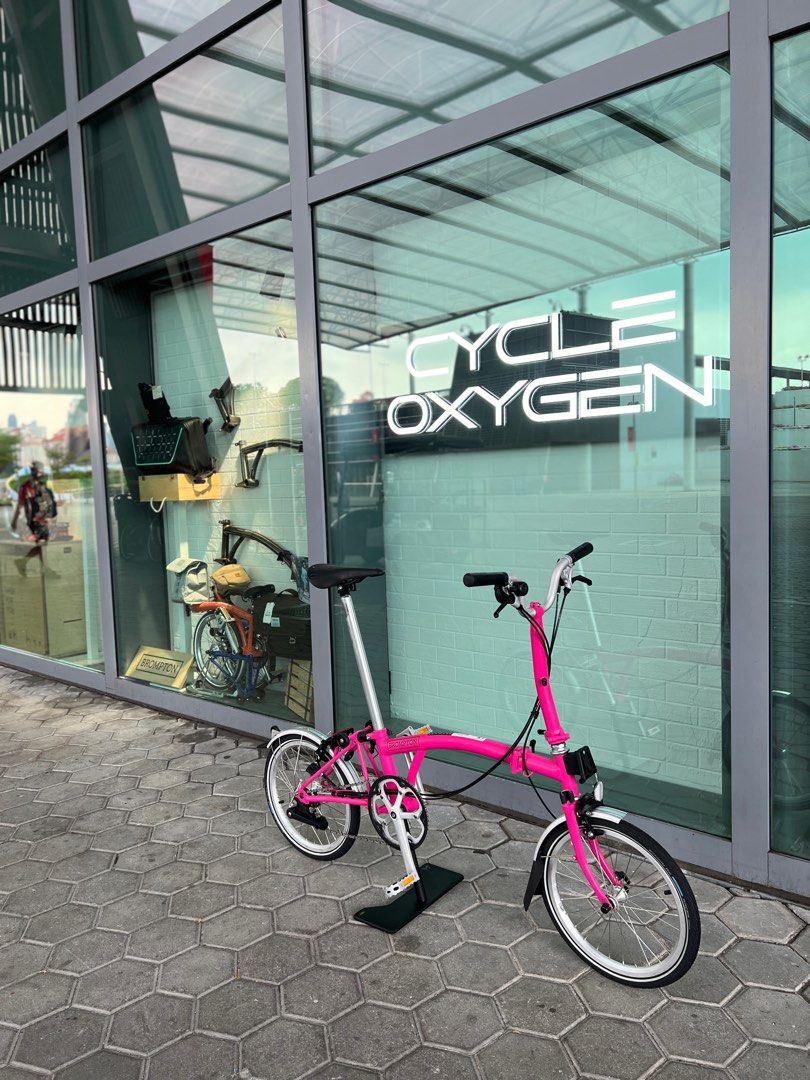 Brompton pink 2023, Sports Equipment, Bicycles & Parts, Bicycles on ...