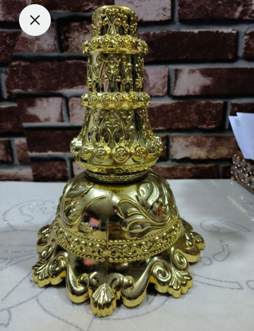 Bunga paha stand, Bulletin Board, Looking For on Carousell