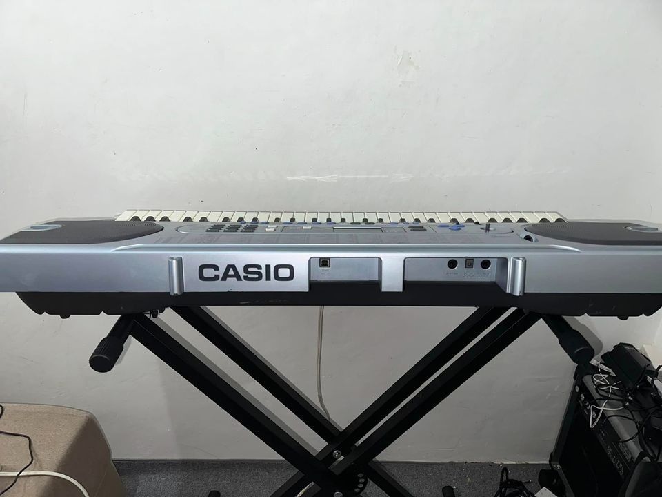 Casio LK41 61 Keys Touch Response Piano Keyboard, Hobbies & Toys, Music ...