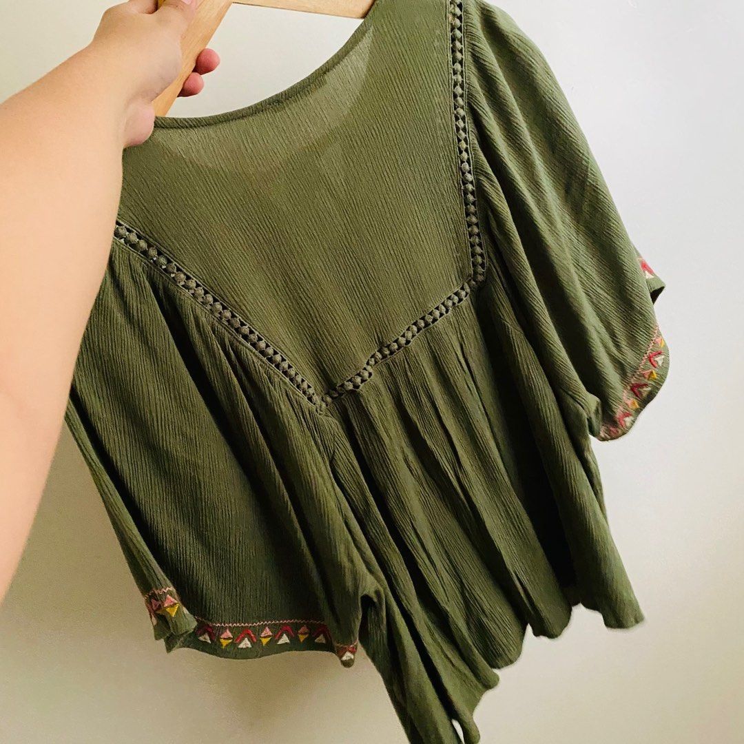 Cotton Algae Floral Dainty Top, Women's Fashion, Tops, Blouses on Carousell