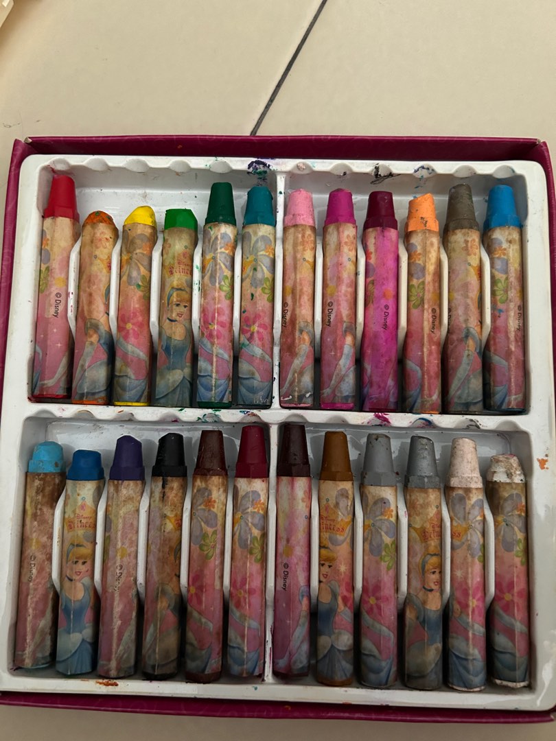 Crayons, Hobbies & Toys, Stationery & Craft, Stationery & School ...