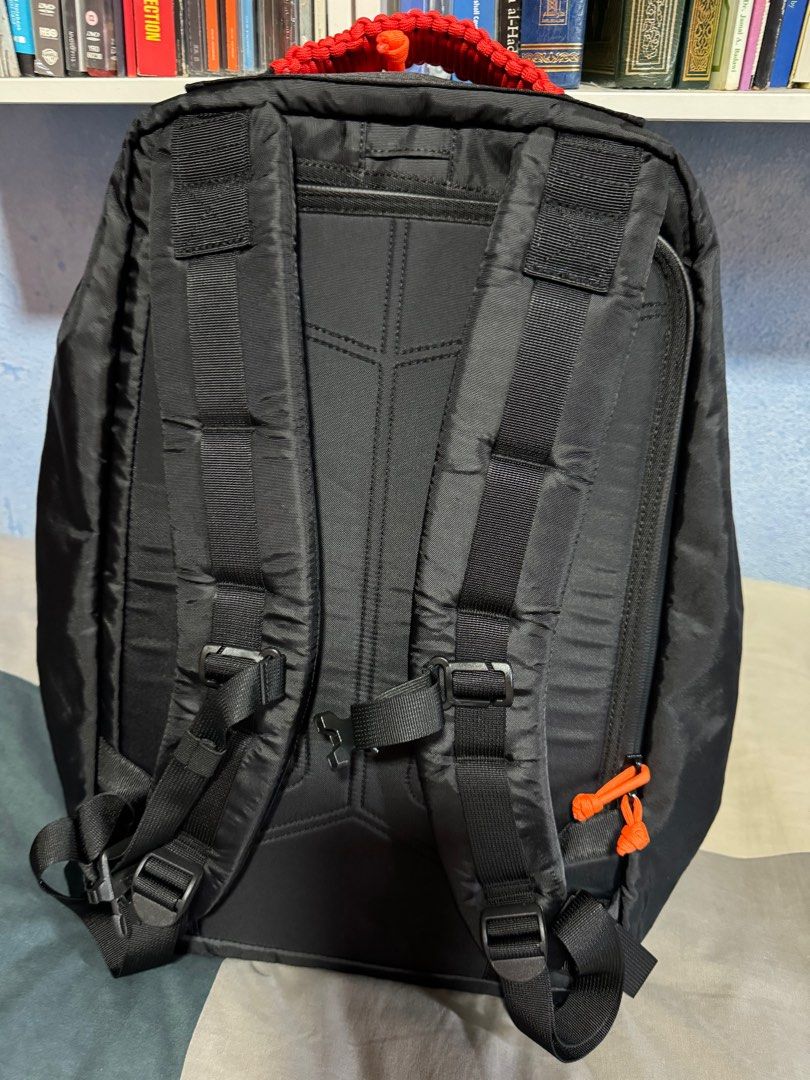 CT21 Black Knight, Men's Fashion, Bags, Backpacks on Carousell