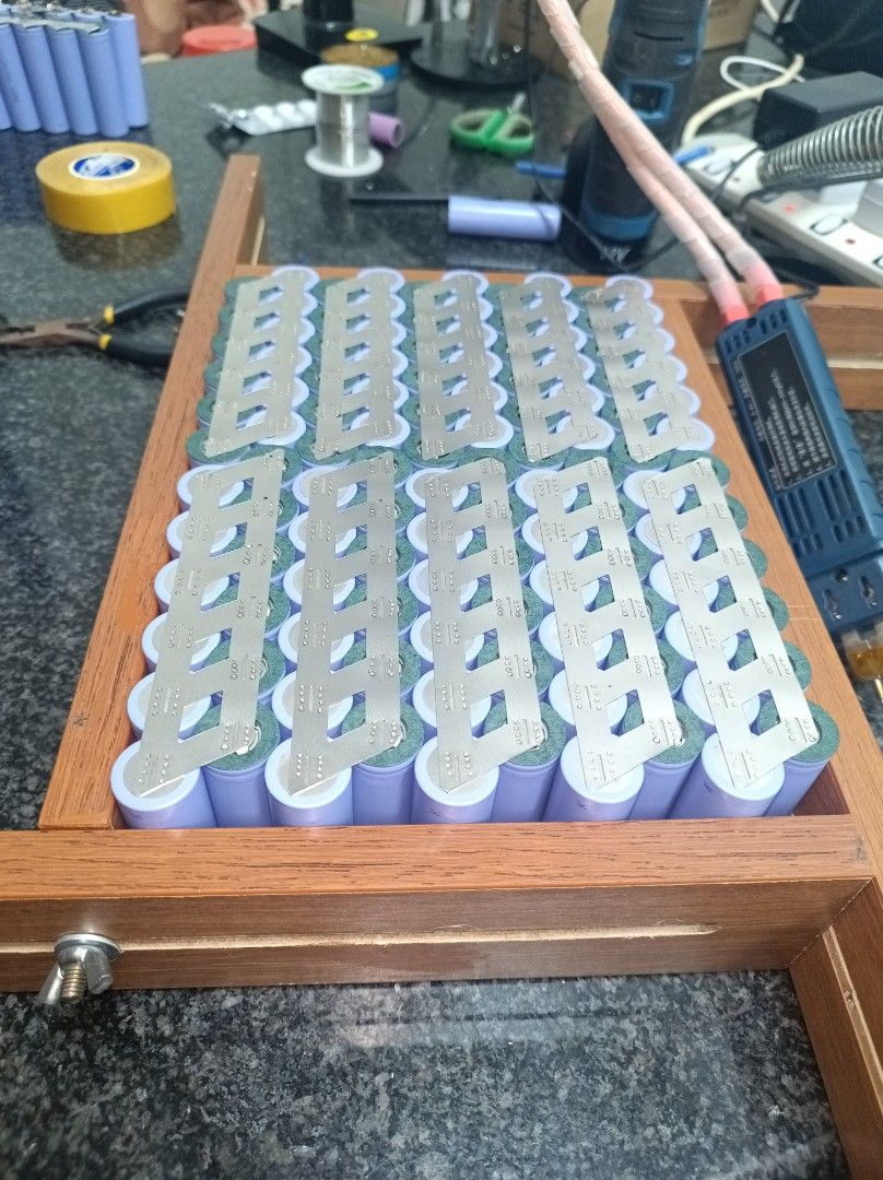 CUSTOM lithium ion battery pack Lishen 21700 Tesla 21700 Molicel 21700 ...