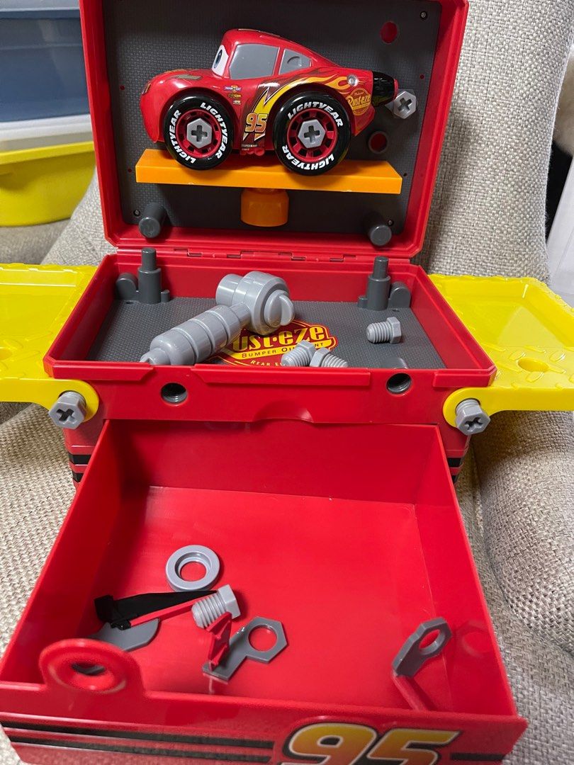 Disney Pixar Cars Mechanic Play Set Lightning McQueen Toolbox, Hobbies ...