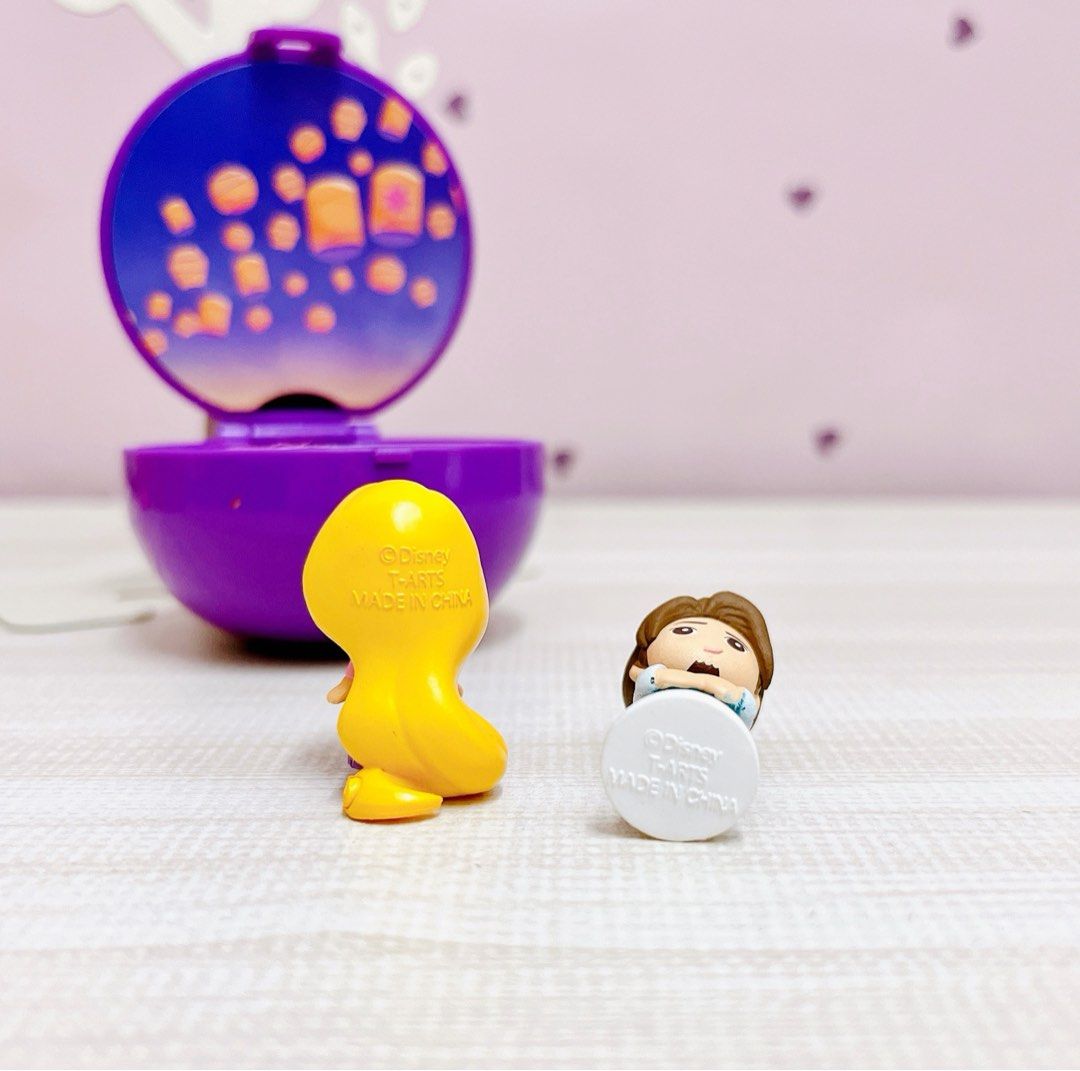 Disney Princess Capsule Rapunzel & Flynn Rider Figures House Box ...