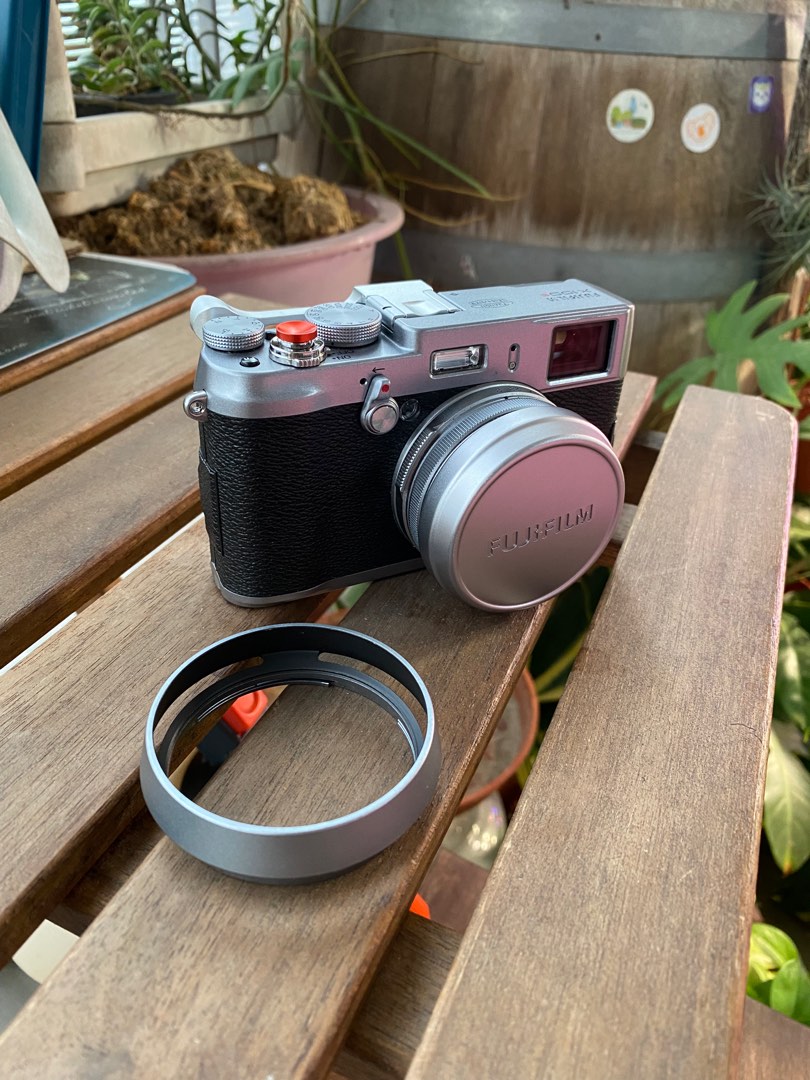 Fujifilm X100S, Photography, Cameras on Carousell