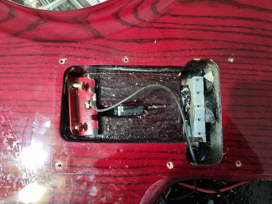 Guson China made guitar floyd rose, Hobbies & Toys, Music & Media ...