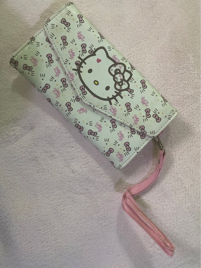 Hello Kitty Wallet, Hobbies & Toys, Memorabilia & Collectibles, Fan ...