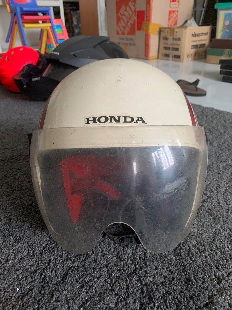Helm Honda Scoopy, Motor di Carousell