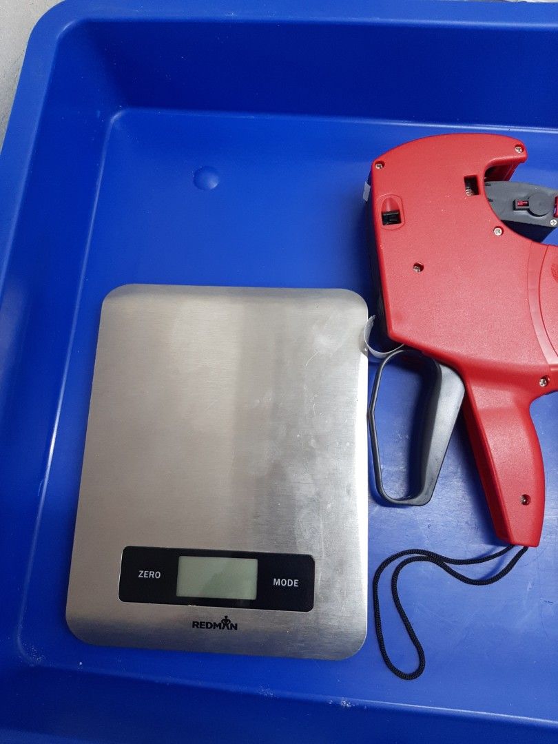 label sticker stamp and weighing scale, Everything Else on Carousell