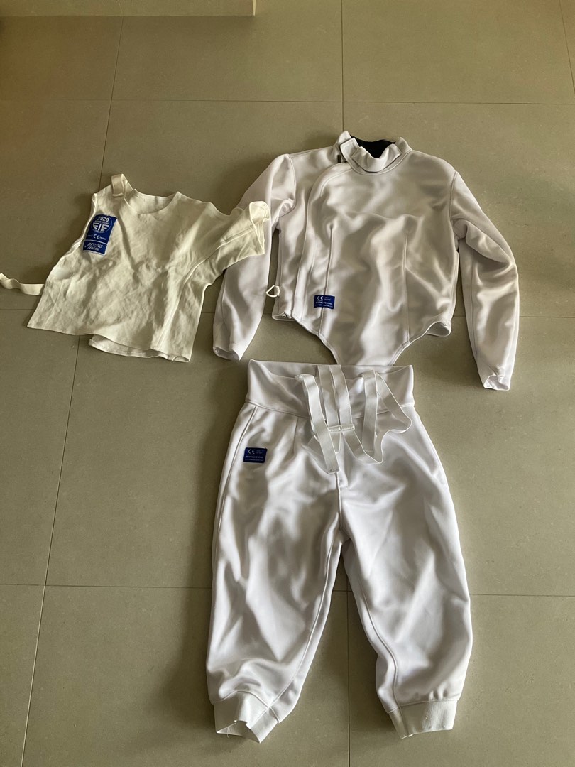 Left Hand Fencing uniform, Women's Fashion, Activewear on Carousell