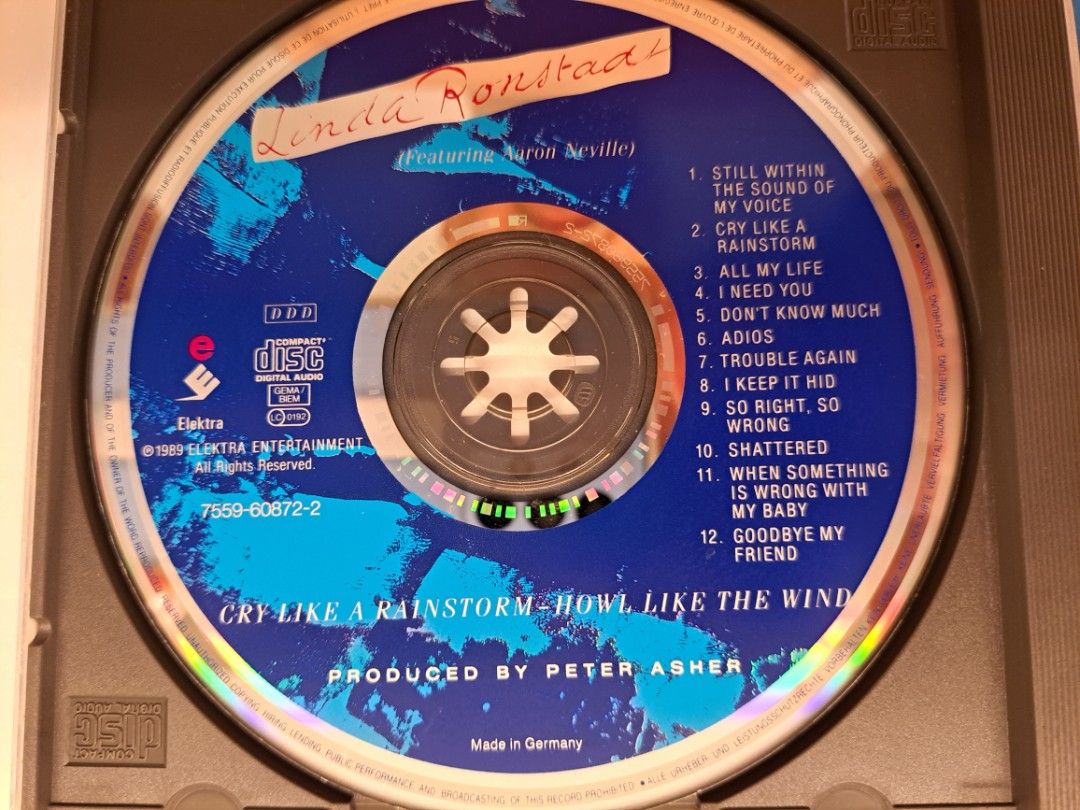 Linda Ronstadt featuring Aaron Neville - Cry like a rainstorm-Howl like ...