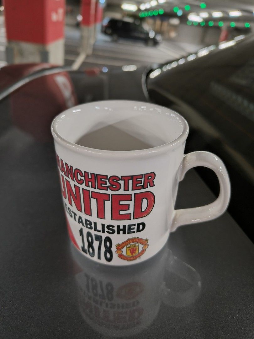 Man Utd Coffee Mug, Hobbies & Toys, Memorabilia & Collectibles, Vintage ...