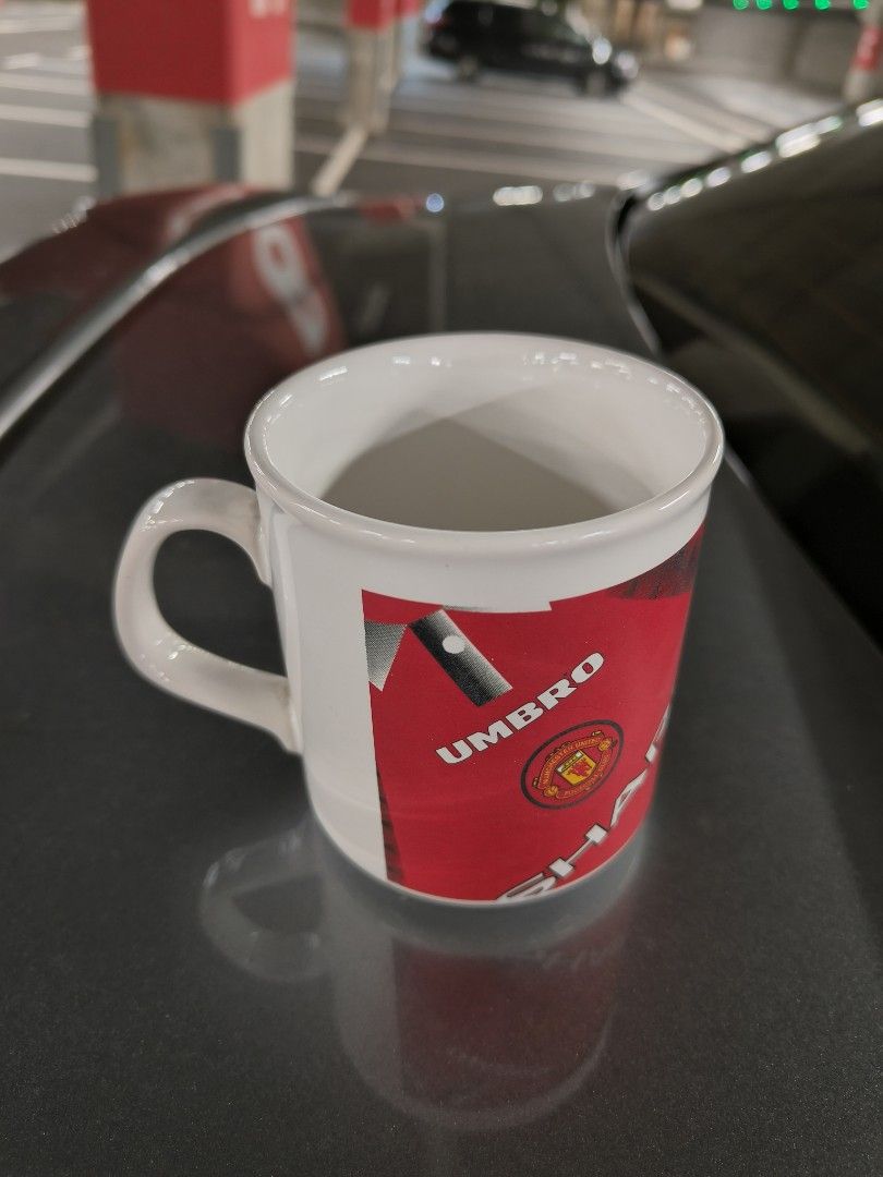 Man Utd Coffee Mug, Hobbies & Toys, Memorabilia & Collectibles, Vintage ...