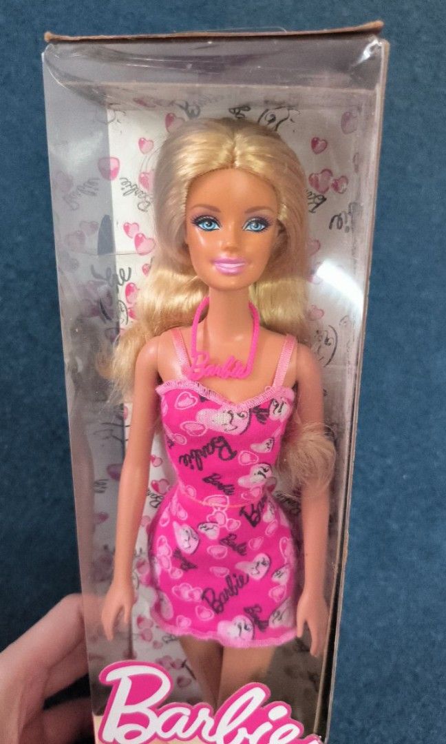 Mattel 2011 Barbie brand entry doll pink classic doll, Hobbies & Toys ...