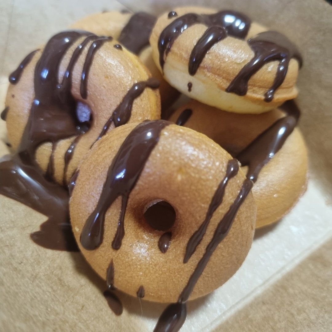 MINI DONUTS LIVESTATION, Food & Drinks, Other Food & Drinks on Carousell