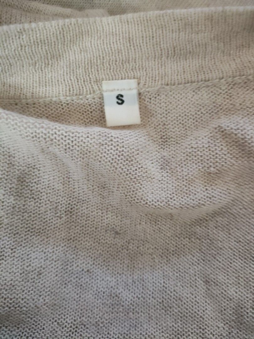 Muji cardigan, Women's Fashion, Coats, Jackets and Outerwear on Carousell