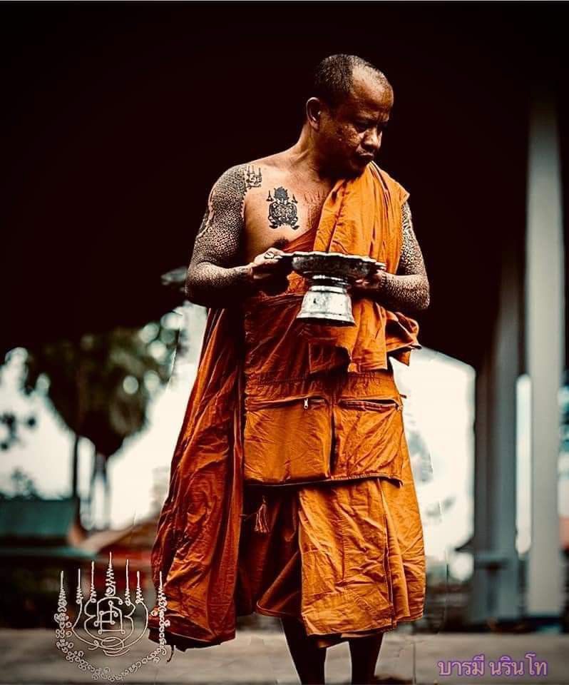 MVR LOCKET of MAHA warin master, Hobbies & Toys, Memorabilia ...