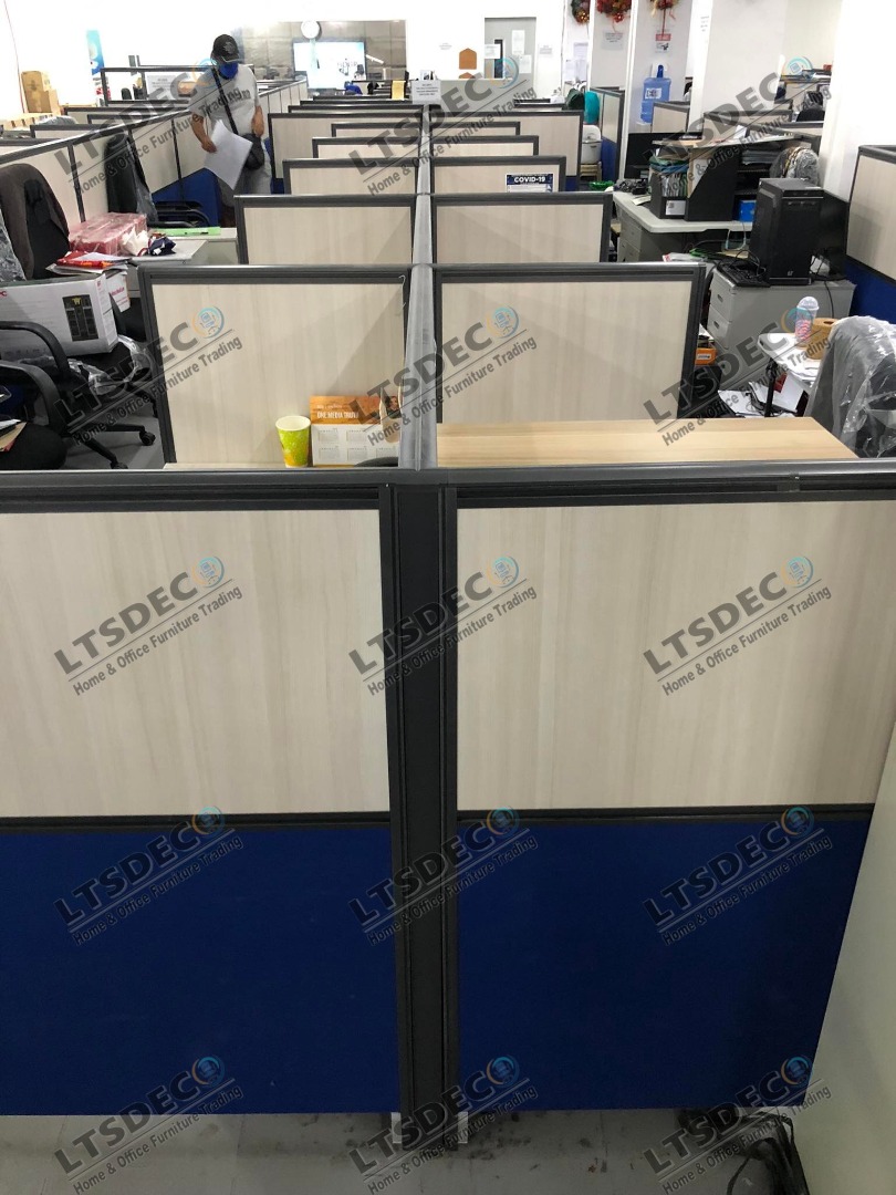 NEW CALL CENTER TABLE OFFICE PARTITION FURNITURES, Furniture & Home ...