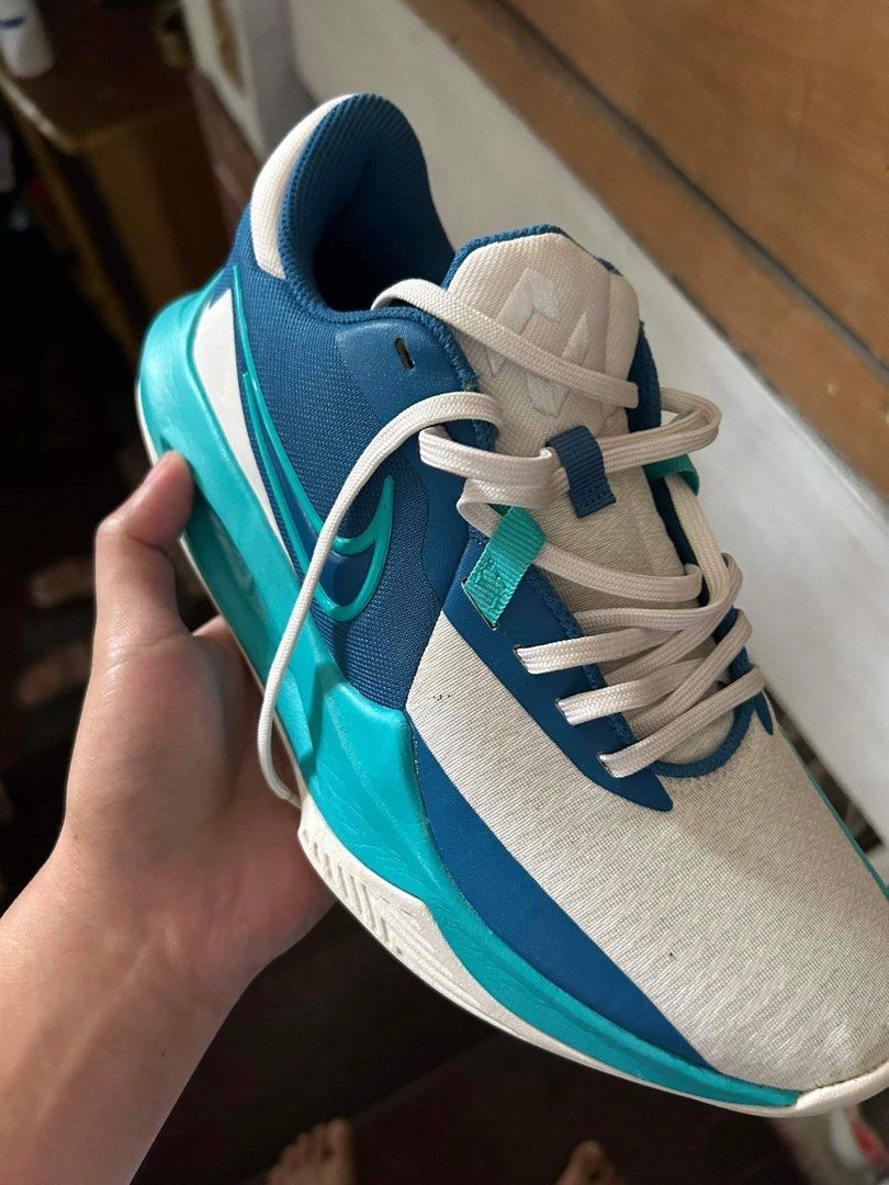 NIKE PRECISION VI, Men's Fashion, Footwear, Sneakers on Carousell